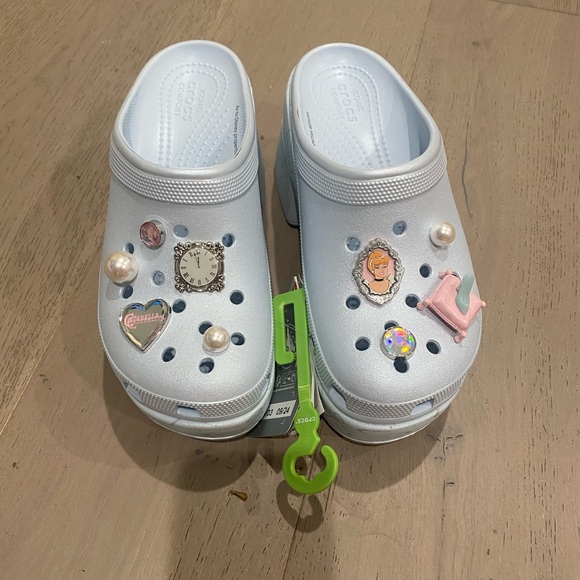 CROCS | Shoes | Nwt Adults 225 Disney Cinderella 75th Anniversary ...
